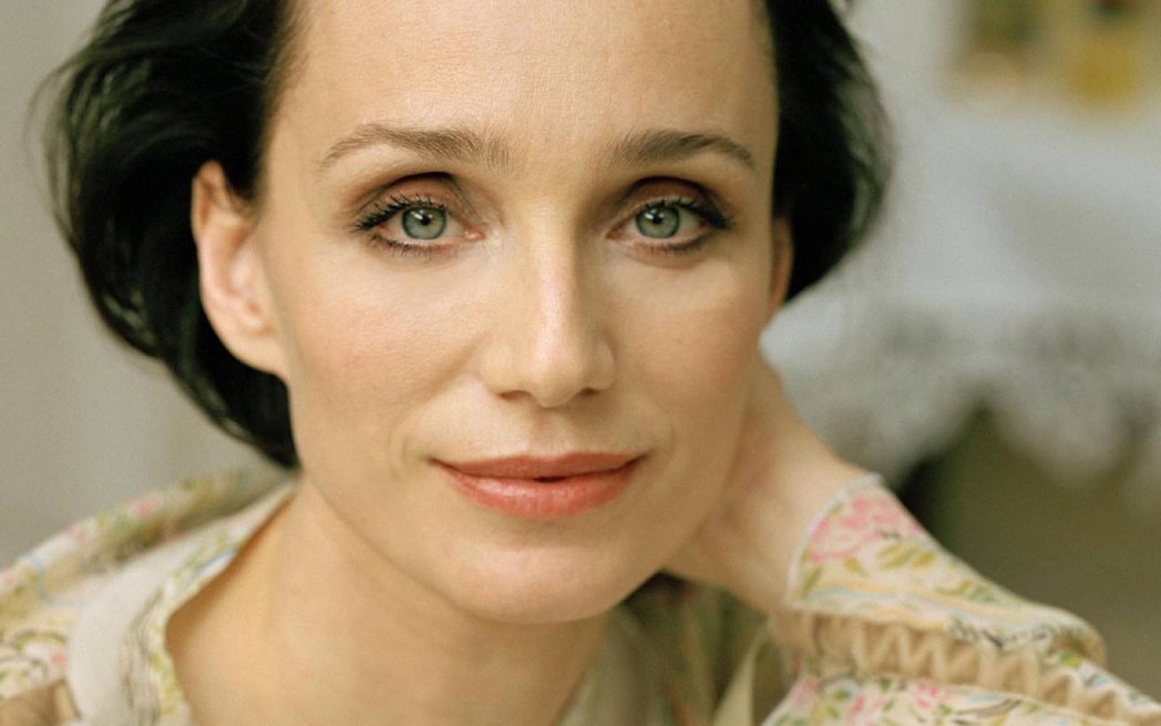 TCM nos invita a una noche con Kristin Scott Thomas - Neeo | Todo sobre ...