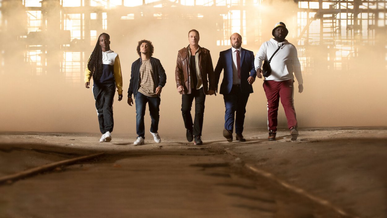 Netflix estrena la película "El último mercenario" - Neeo | Todo sobre ...