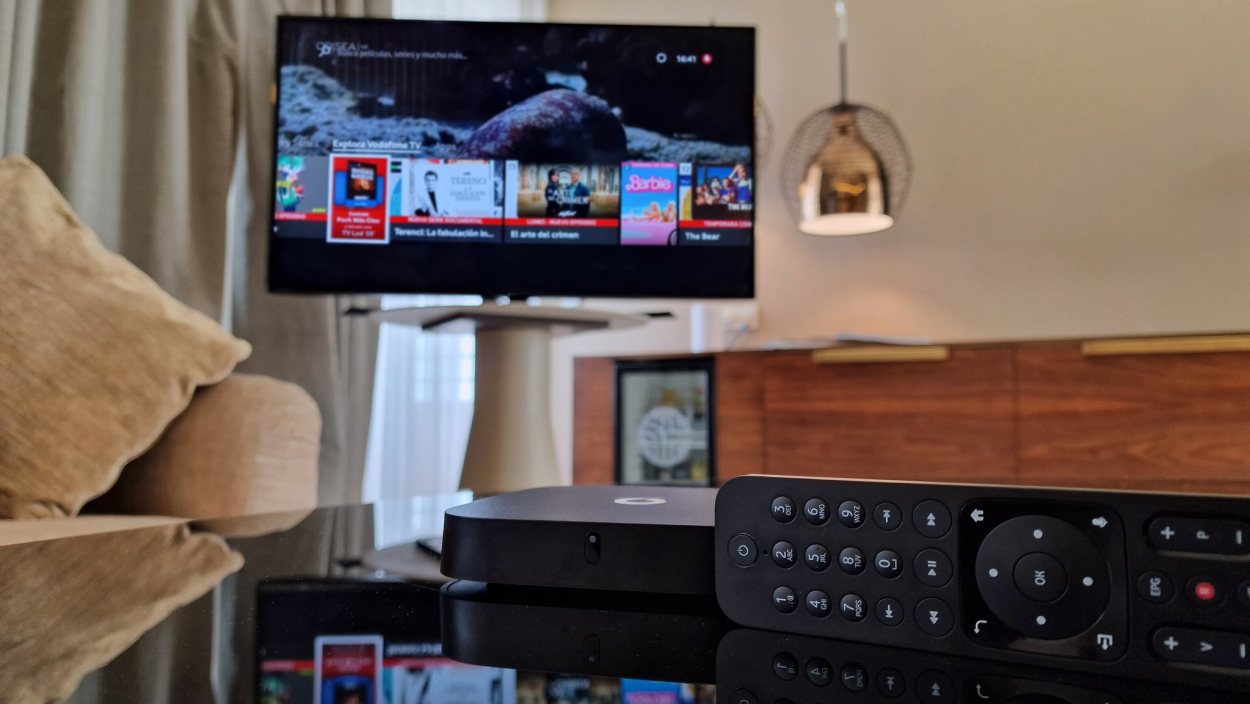 Vodafone lanza un nuevo decodificador con Android TV - Neeo | Todo ...